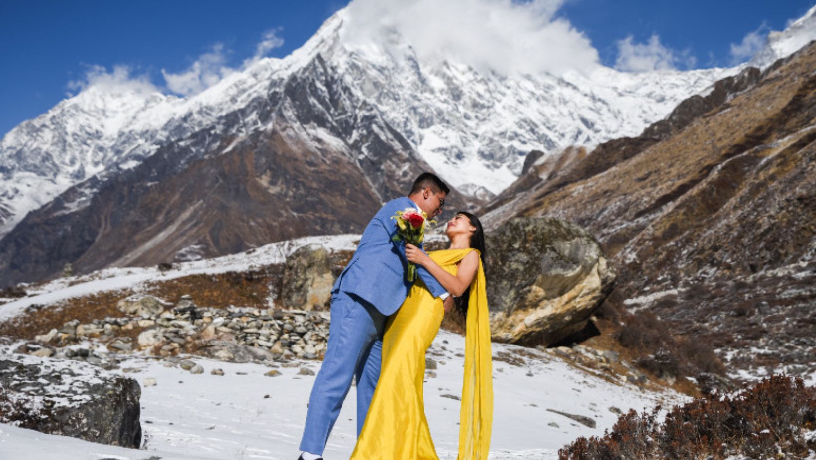 Embrace the Beauty of Nepal: Post-Wedding Photo Shoots in the Heart of ...