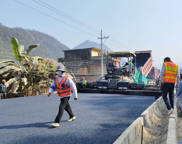 Blacktopping using asphalt technology starts in Muglin-Pokhara Road ...